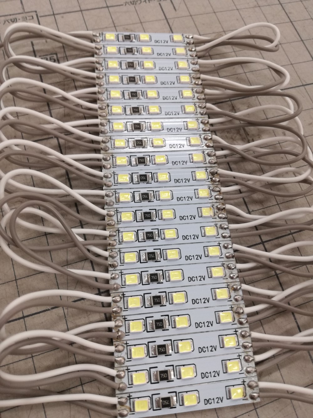 ジャンクコーナーのLEDで遊ぶ！ | ELEKIT VOICE